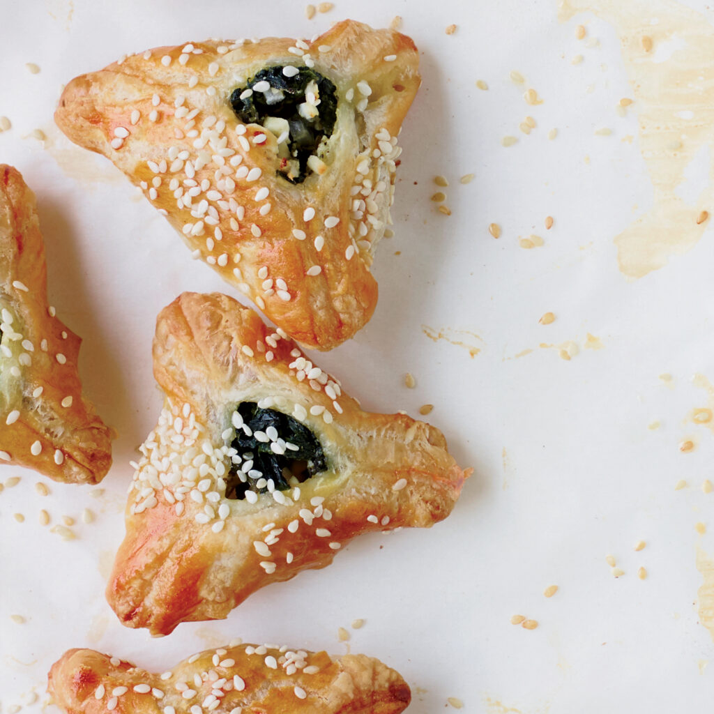 Mini Spinach-Feta Pies – La Verde Oveja